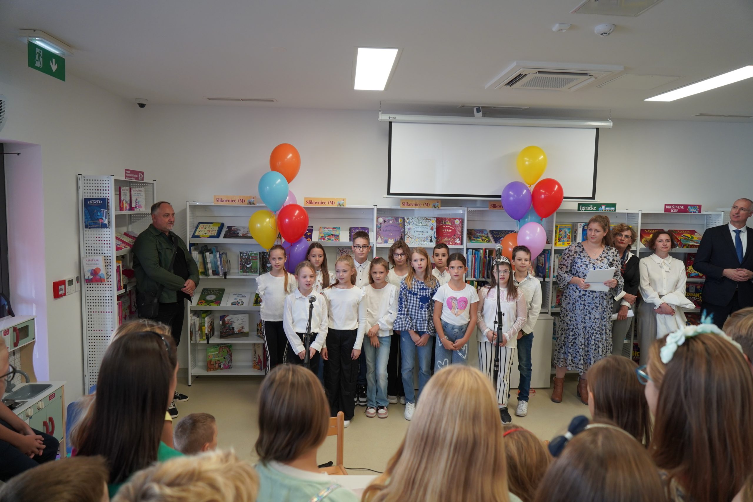 Program Osnovne škole Mejaši na otvaranju Knjižnice za djecu i mlade ...